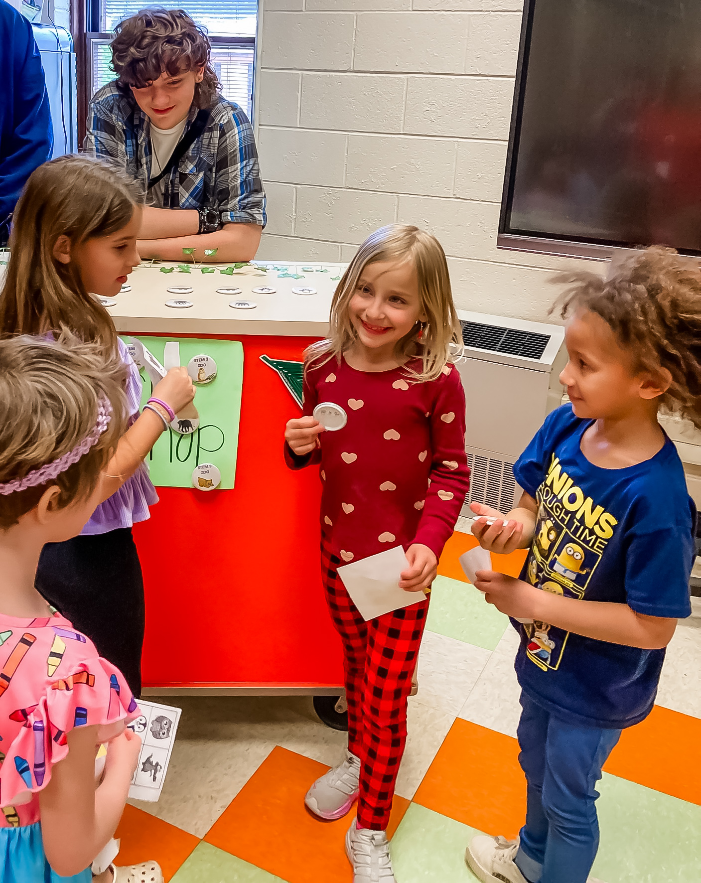 Spreading STEM: Sheffield first-graders experience high school students ...